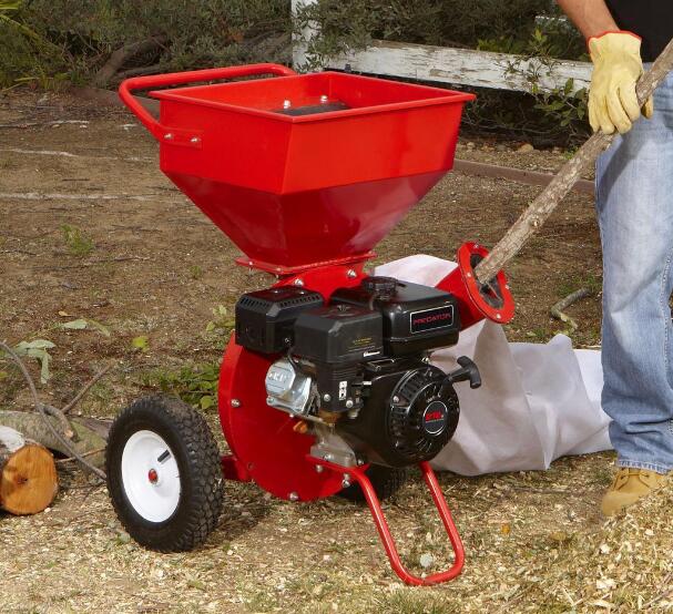 Wood Chippers: Turn Yard Waste into Gold Without Breaking a Sweat Wood Chippers: Turn Yard Waste into Gold Without Breaking a Sweat